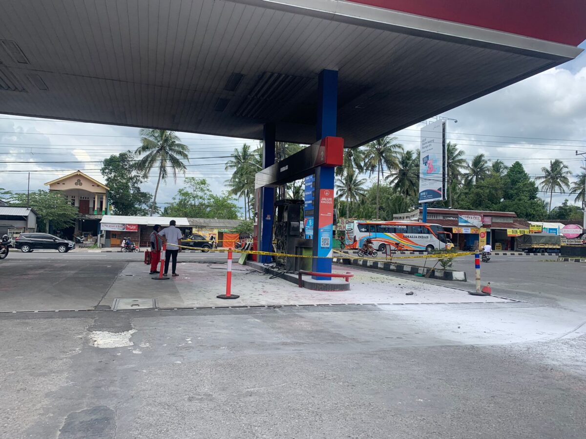 Belum Diketahui Penyebabnya, Satu Mesin Pompa di SPBU Baledono Terbakar ...